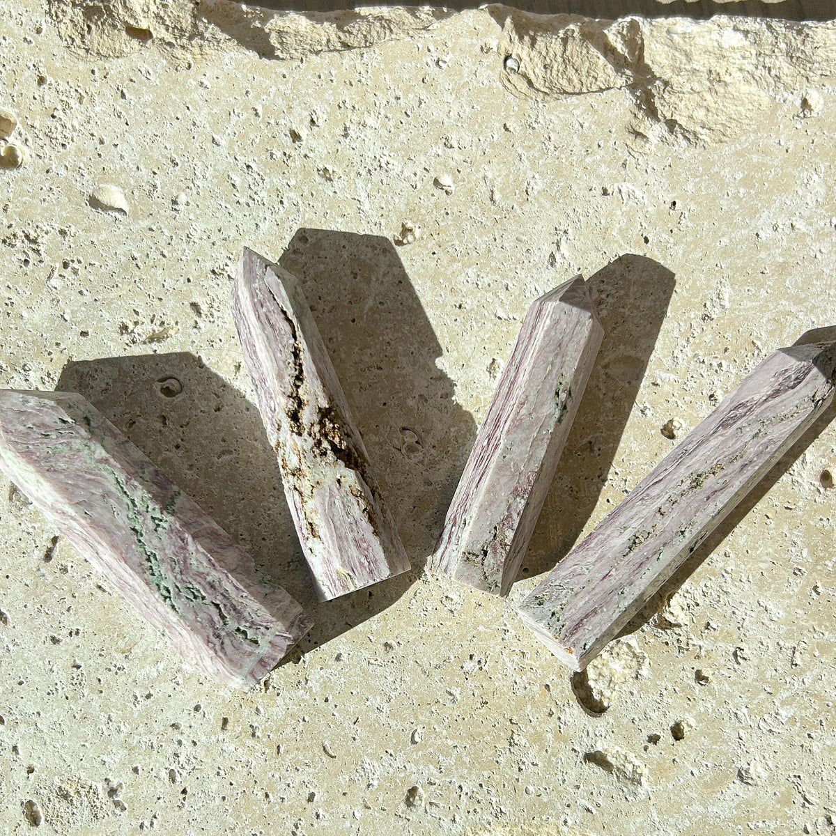 Natural Red Mica Crystal Tower – Kumi Oils