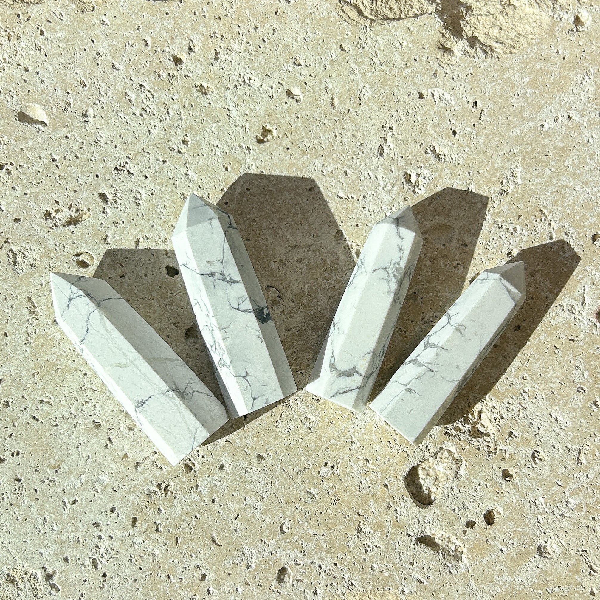 White Crystals Meaning, Uses, and Healing Properties – Kumi Oils